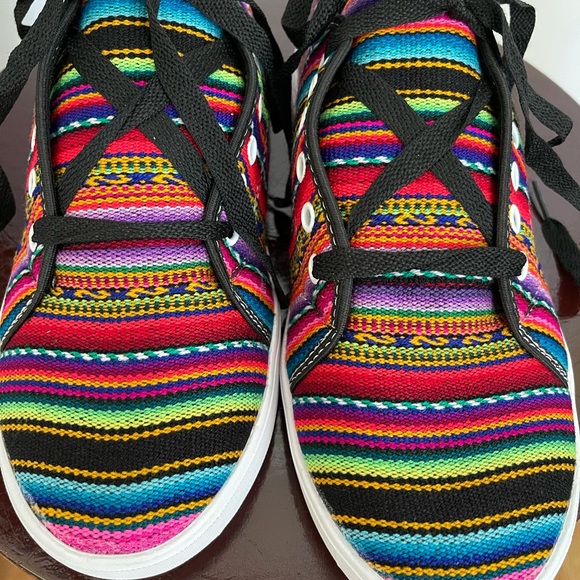 Shoes | Canvas Style Sneakers Peruvian Inca Design | Poshmark